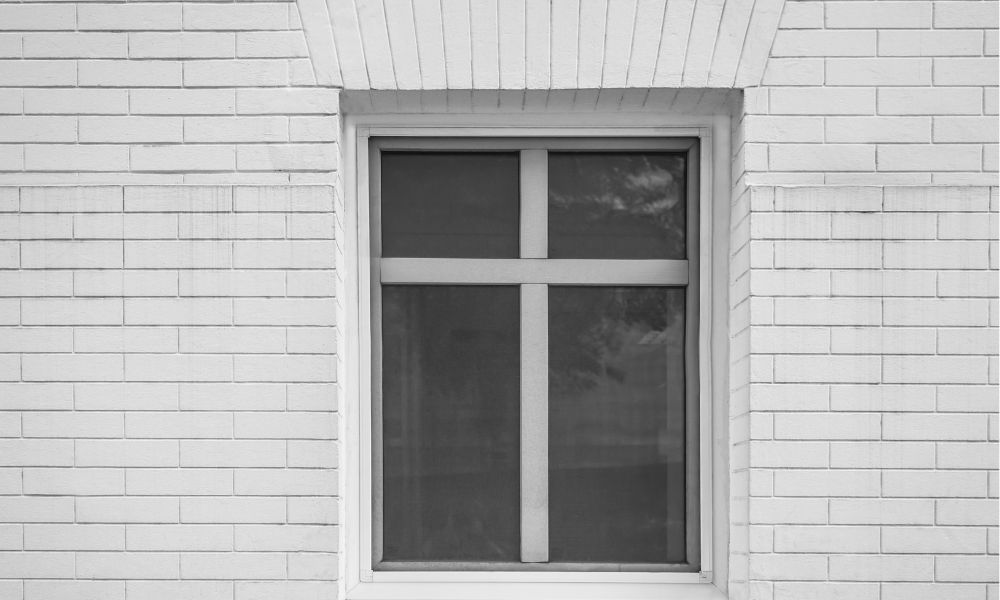 Painting Old Exterior Brick Commercial Building in Houston