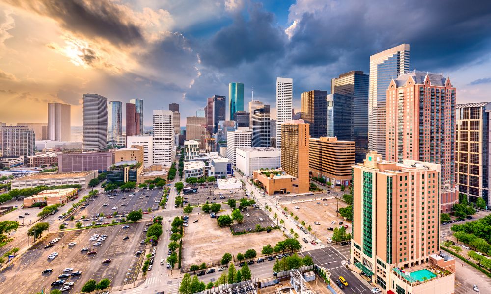 Commercial Construction: Optimizing Concrete Longevity in Houston